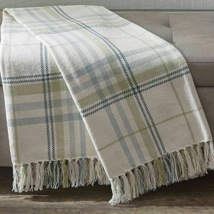 Dew Drop Throw – Patch Creek